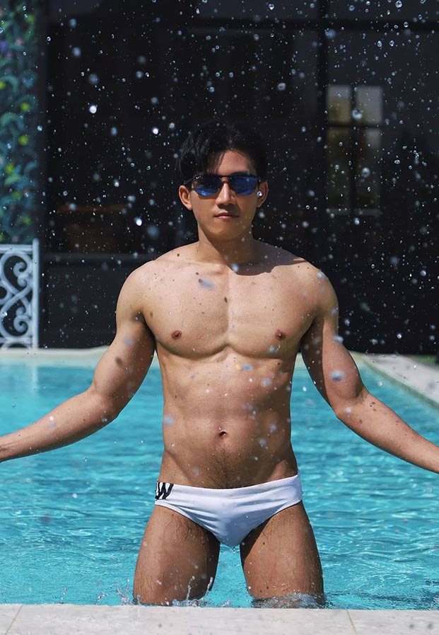 Yoo Hwangdo แจกวาร์ปหนุ่มหล่อขาวใส เร้าใจไม่มีใครเกิน