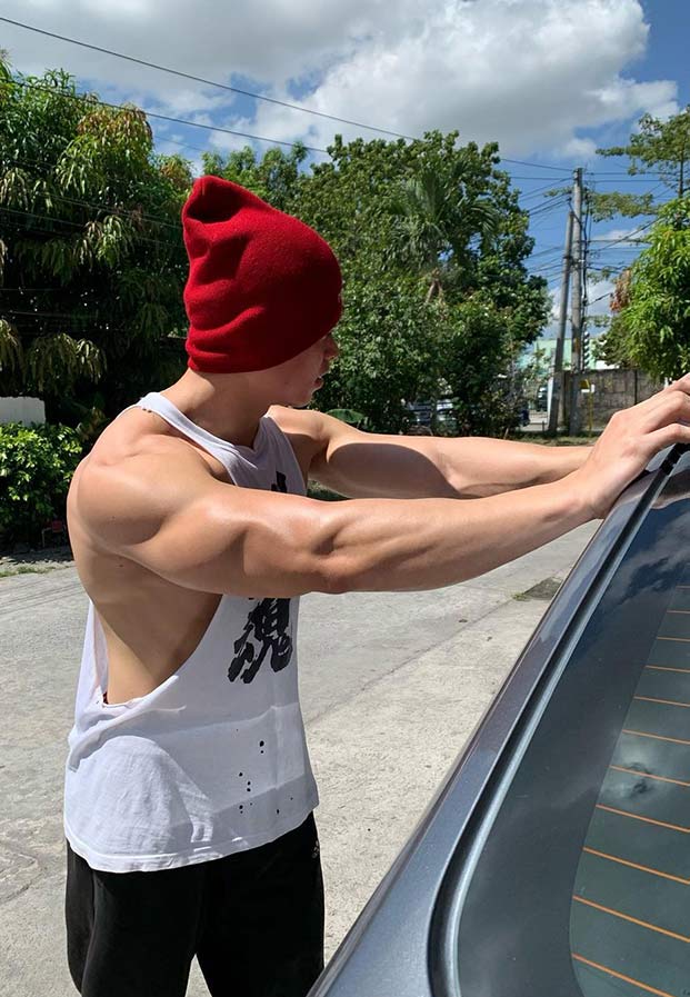 Hawkin Madrid แจกวาร์ปนายแบบฟิลิปปินส์ เทนเนอร์หนุ่มหล่อเป้าแซ่บ