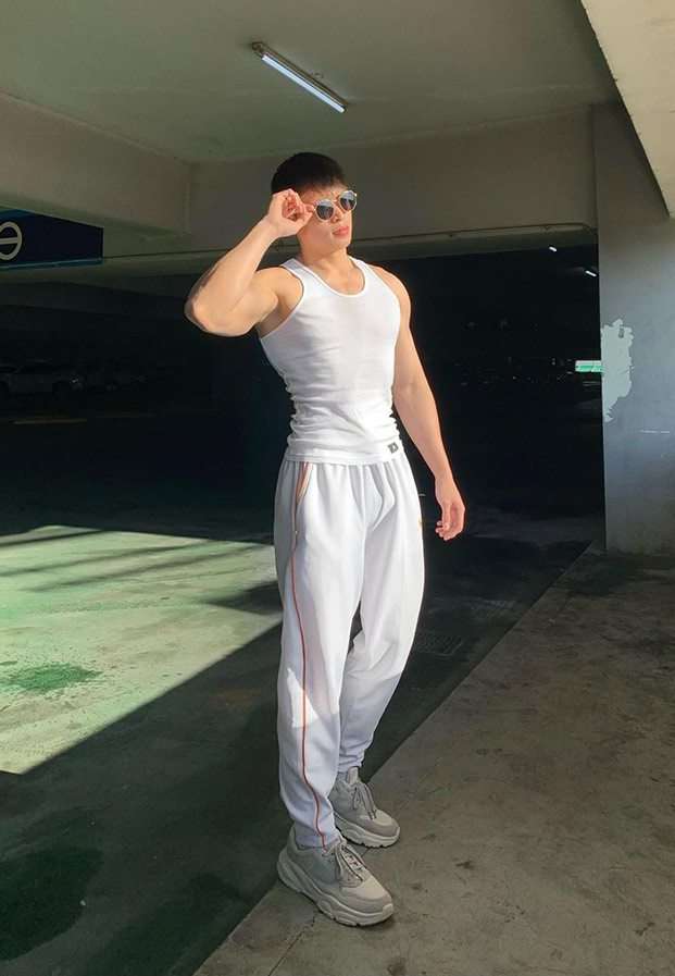 Hawkin Madrid แจกวาร์ปนายแบบฟิลิปปินส์ เทนเนอร์หนุ่มหล่อเป้าแซ่บ