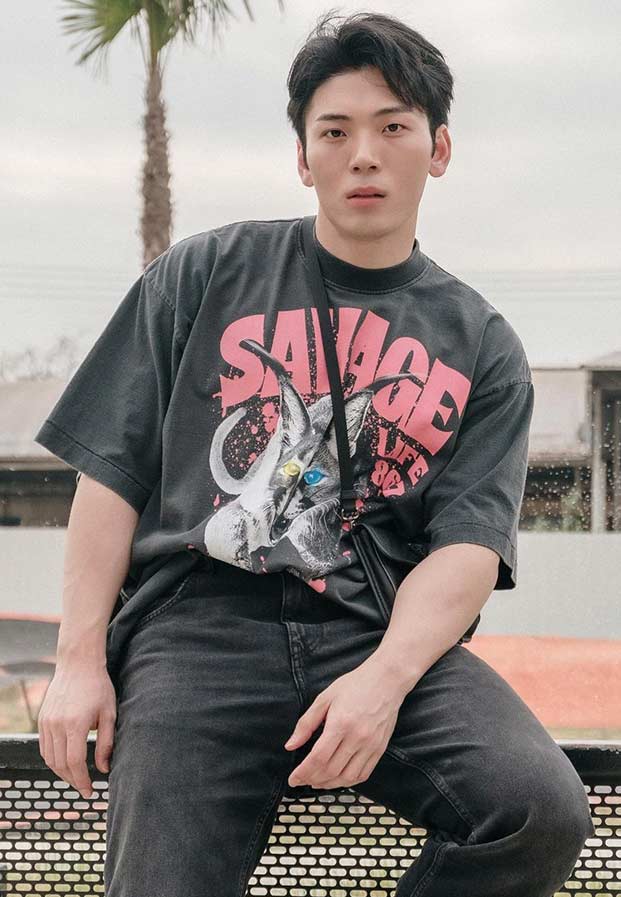 Haili หนุ่มหล่อหน้าตี๋ งานดี ดาว onlyfans