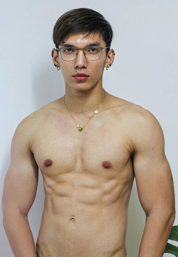 Natthapon Kongsombat หนุ่มนายแบบ สไตล์นักกล้าม ฟินเวอร์