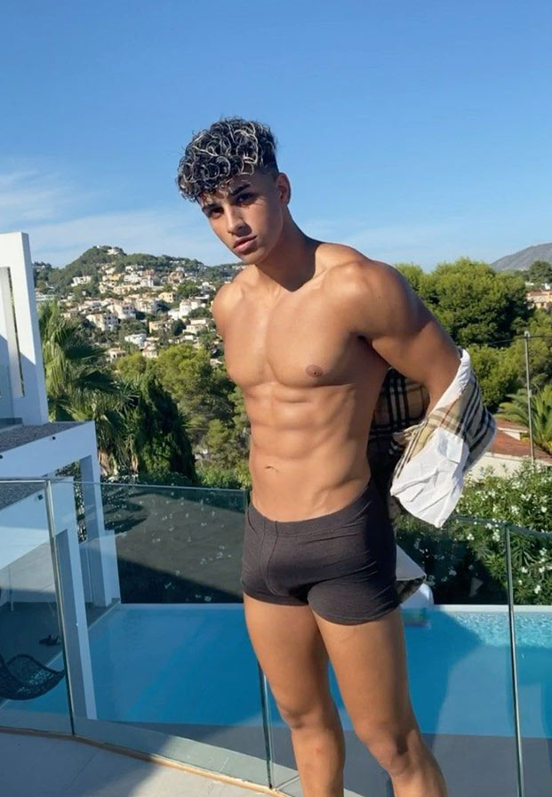 Sepanta Arya แจกวาร์ปหนุ่มหล่อชาวอเมริกัน ดูดีมีเสน่ห์เร้าใจ สุดเซ็กซี่