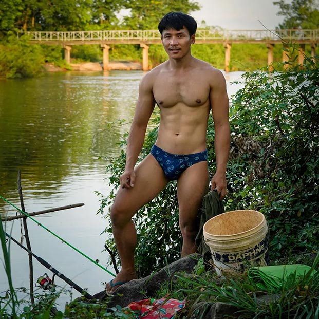 Tor Yos แจกวาร์ปหนุ่มหล่อสายโชว์ กล้วยใหญ่ เร้าใจมาก ผลงาน 18+