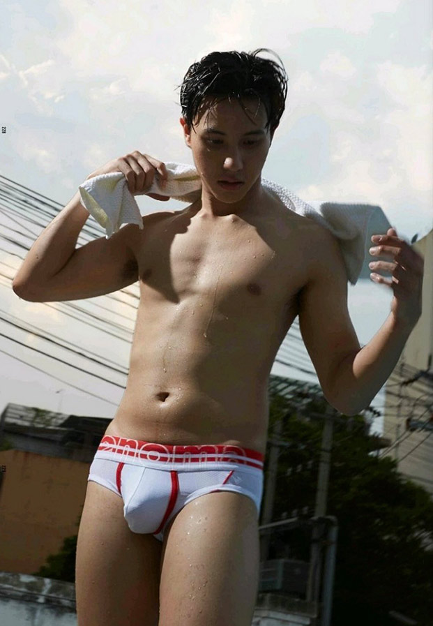 Poom Bodin แจกวาร์นายแบบหนุ่มหล่องานดี ละมุน พกความแซ่บชวนสยิว